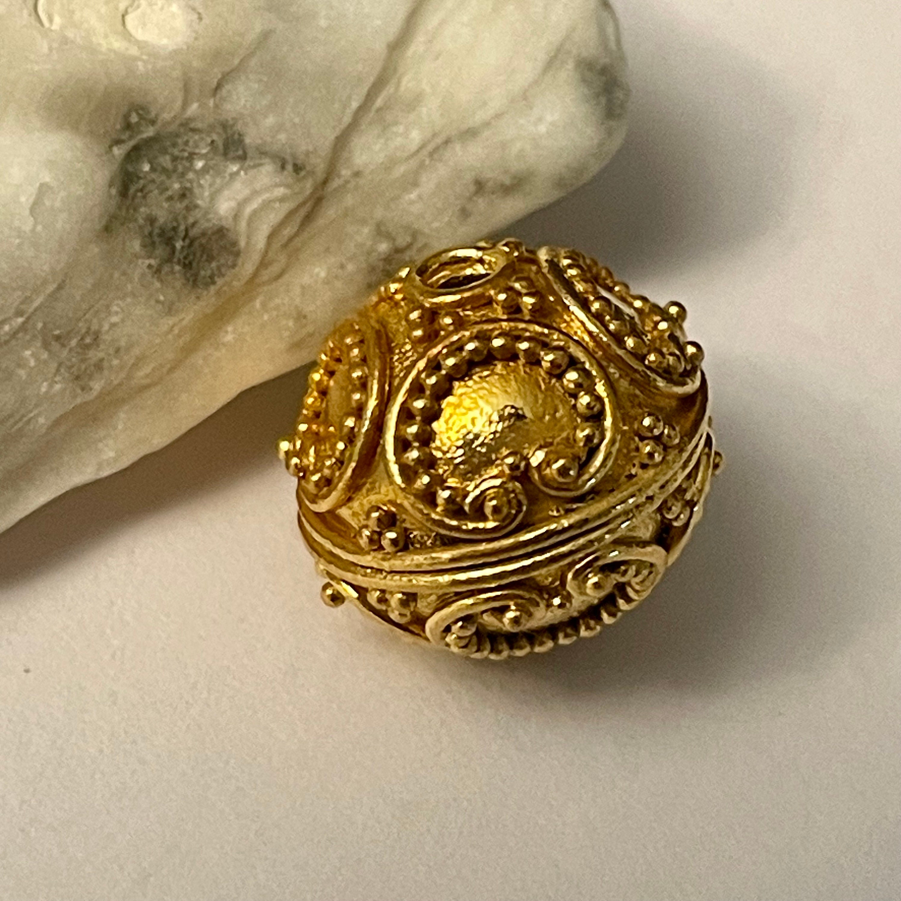 1 Large Vermeil Bead - Fancy Bali Gold Vermeil Carpet Granulated Bead ...