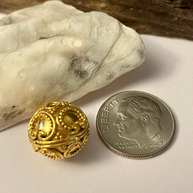 1 Large Vermeil Bead - Fancy Bali Gold Vermeil Carpet Granulated Bead ...