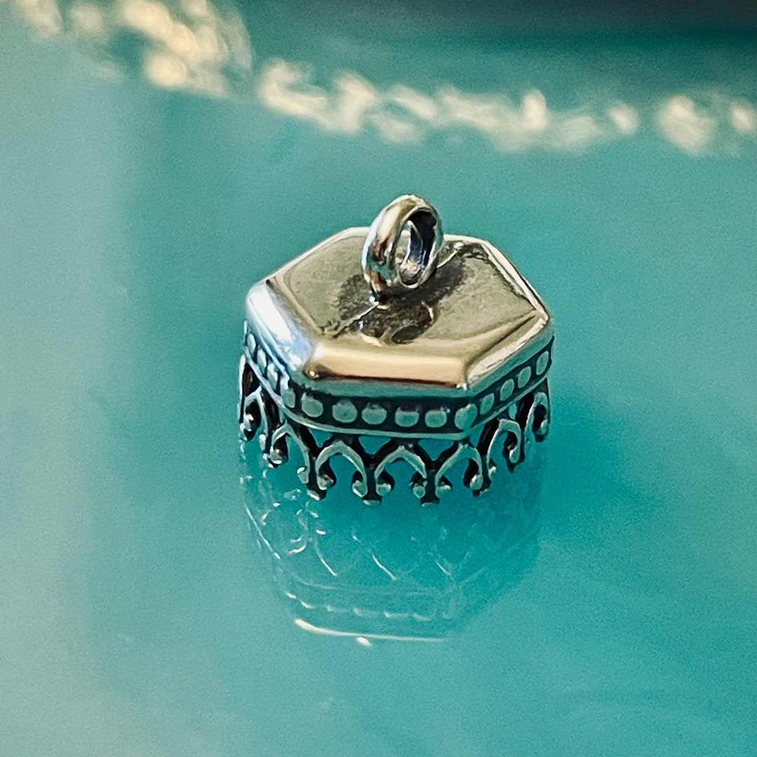 Hexagon Single Point Crystal End Cap - Large - Sterling Silver ...