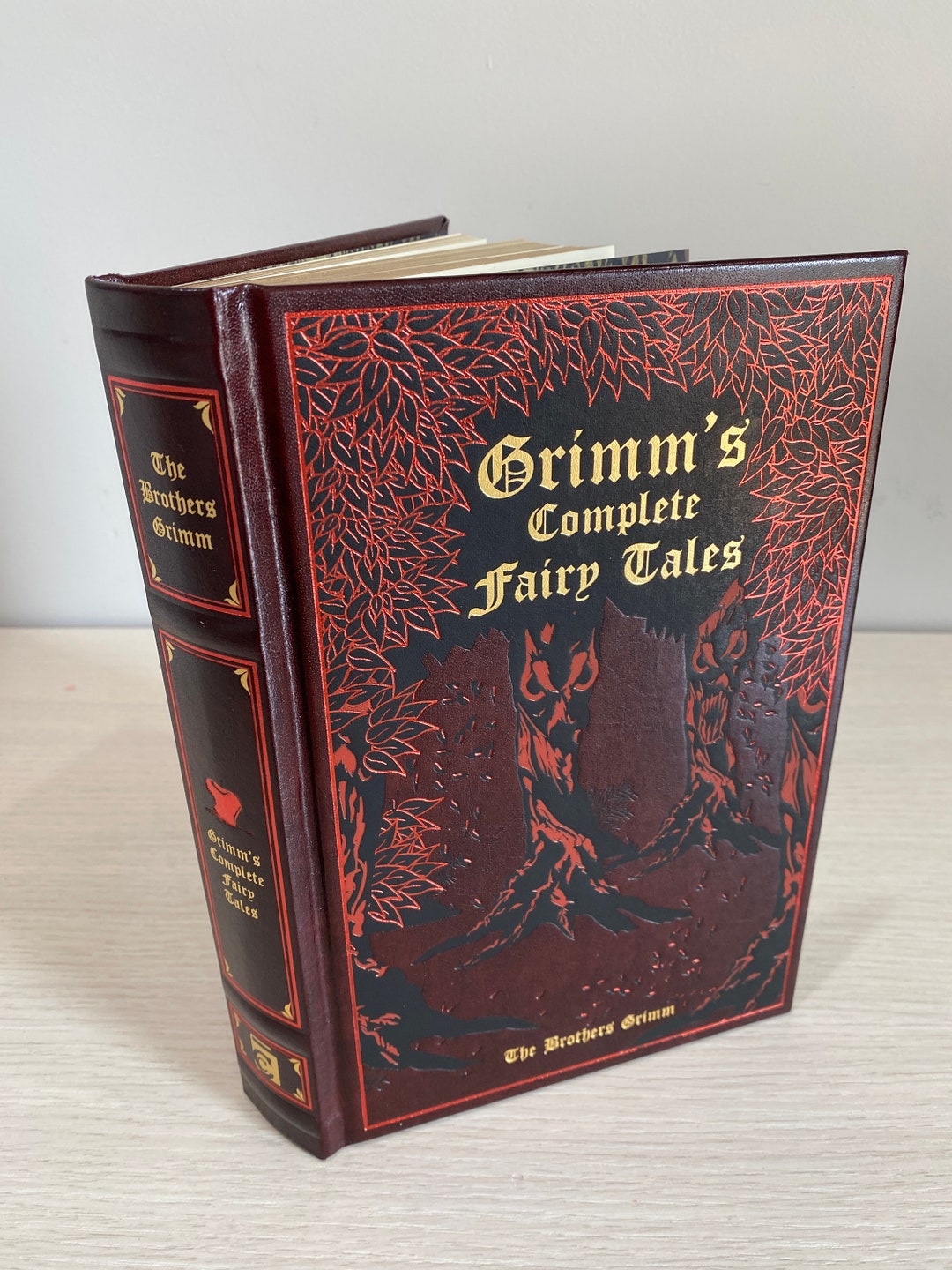THE BROTHERS GRIMM'S Complete Fairy Tales Deluxe Edition Classic Book ...