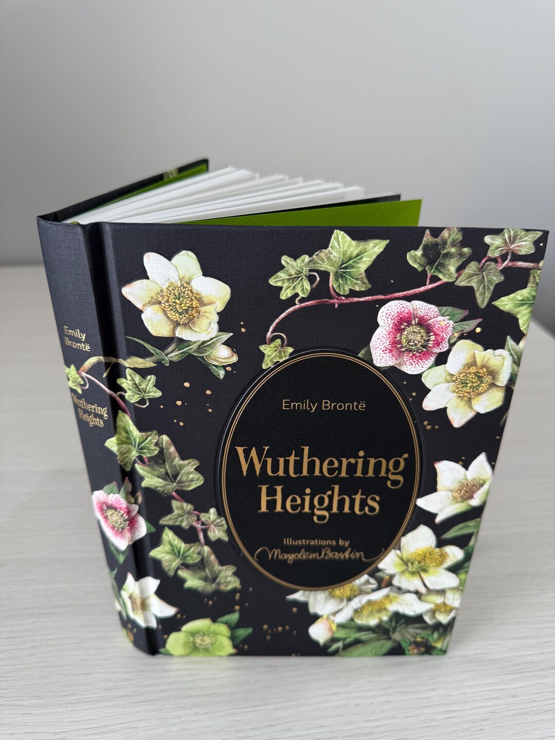 Wuthering Heights by Emily Brontë: Collectible Deluxe Hardcover Gift ...