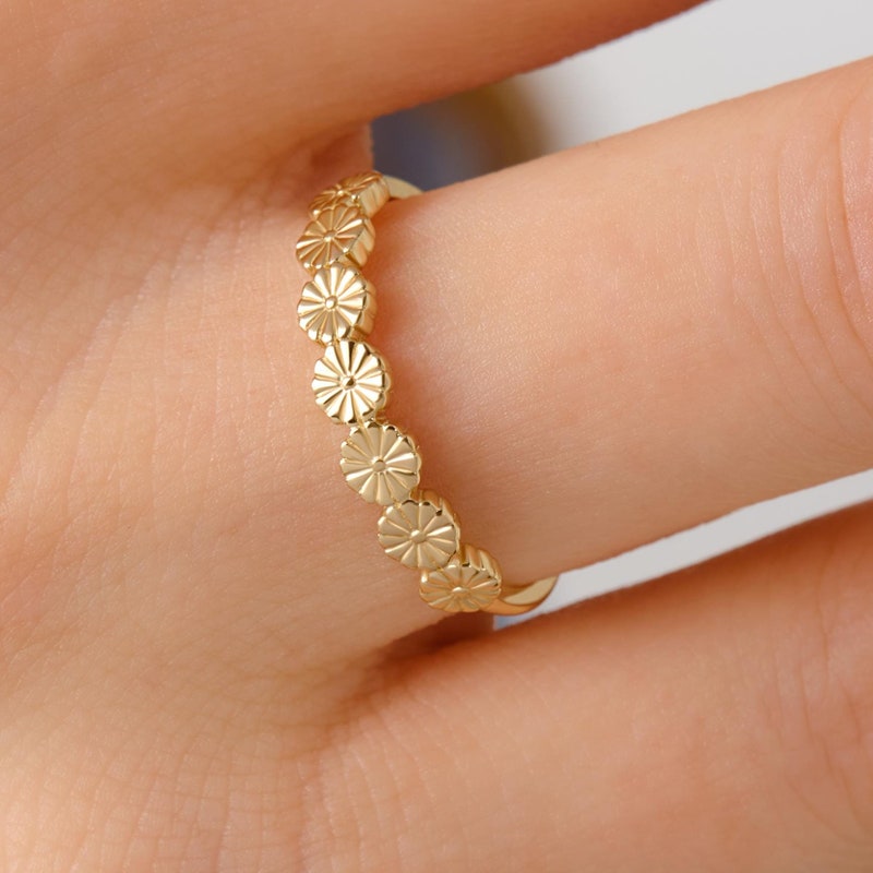Flower Wedding Band - Etsy