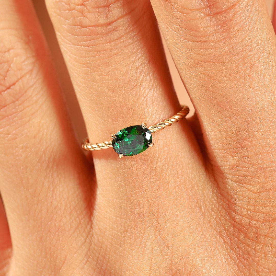 14K Gold Oval Emerald Birthstone Ring, Single Emerald Green Stacking ...