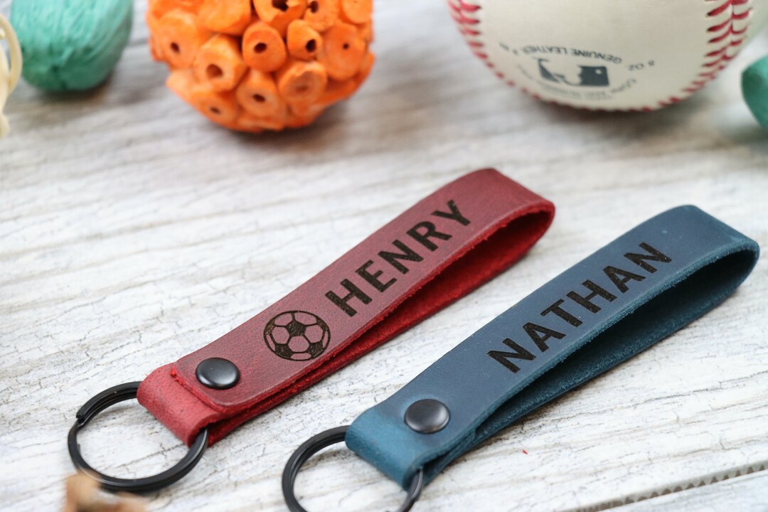 Personalized Soccer Keychain, Distressed Leather Soccer Team Gift - Etsy