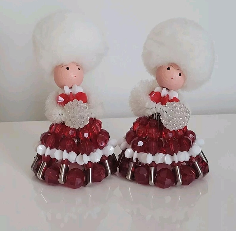 Vintage 1970s Beaded Christmas Figurines: Hand Muff Handmade Carolers ...