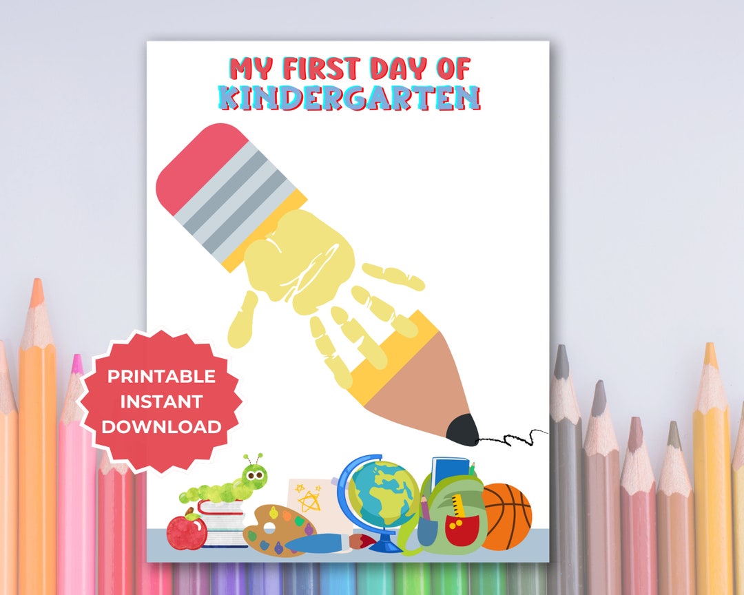 First Day of Kindergarten Handprint, Kindergarten Art, My First Day of ...