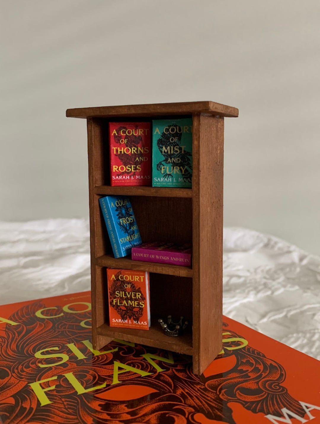 ACOTAR Themed Miniature Bookshelf - A Court of Thorns and Roses, Bookish Gifts, Tiny Bookshelf ...