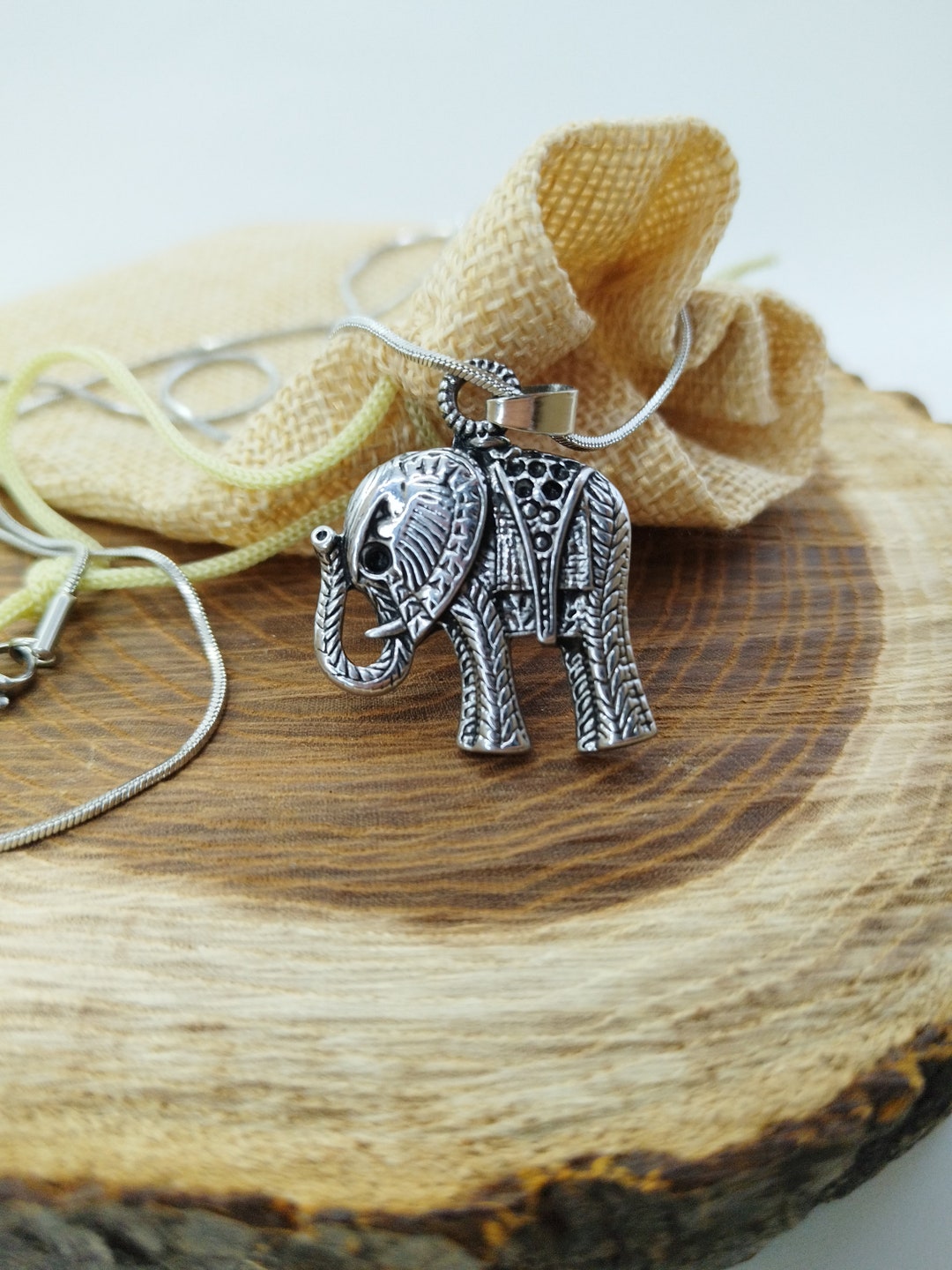 Elephant Medallion Necklace Chrome-plated Steel 60cm Waterproof Chain ...