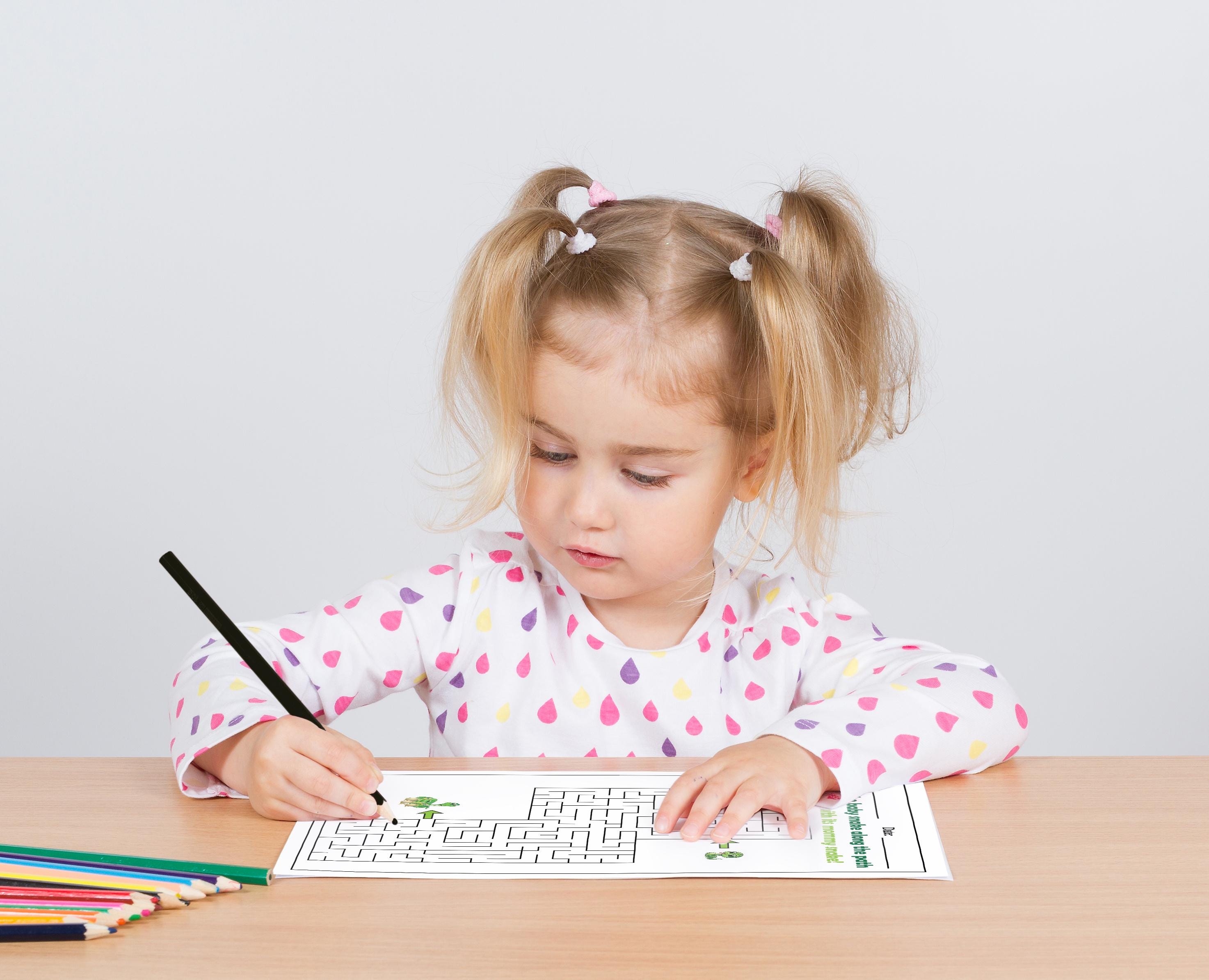 33 Labyrinth Easy Mazes | Labyrinth Activity Book | Kids Puzzle Maze ...