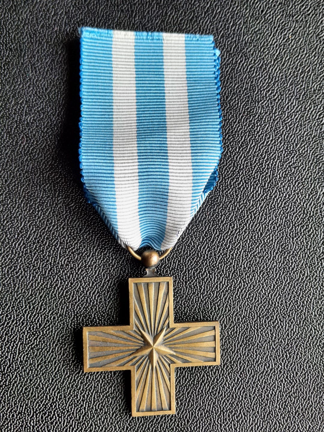 Italian Military Medal - Cross of War Merit WW-1 - Etsy