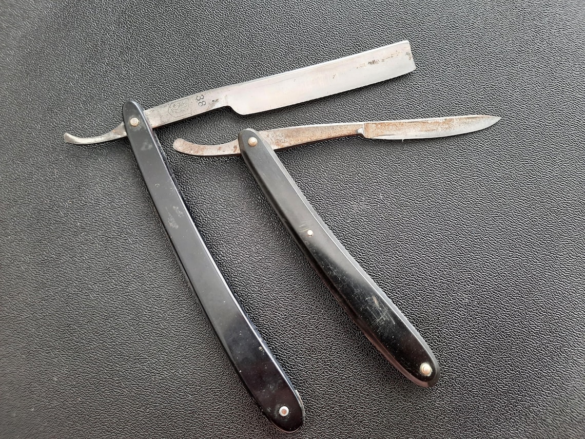 Vintage Pair of Straight Razors - Etsy