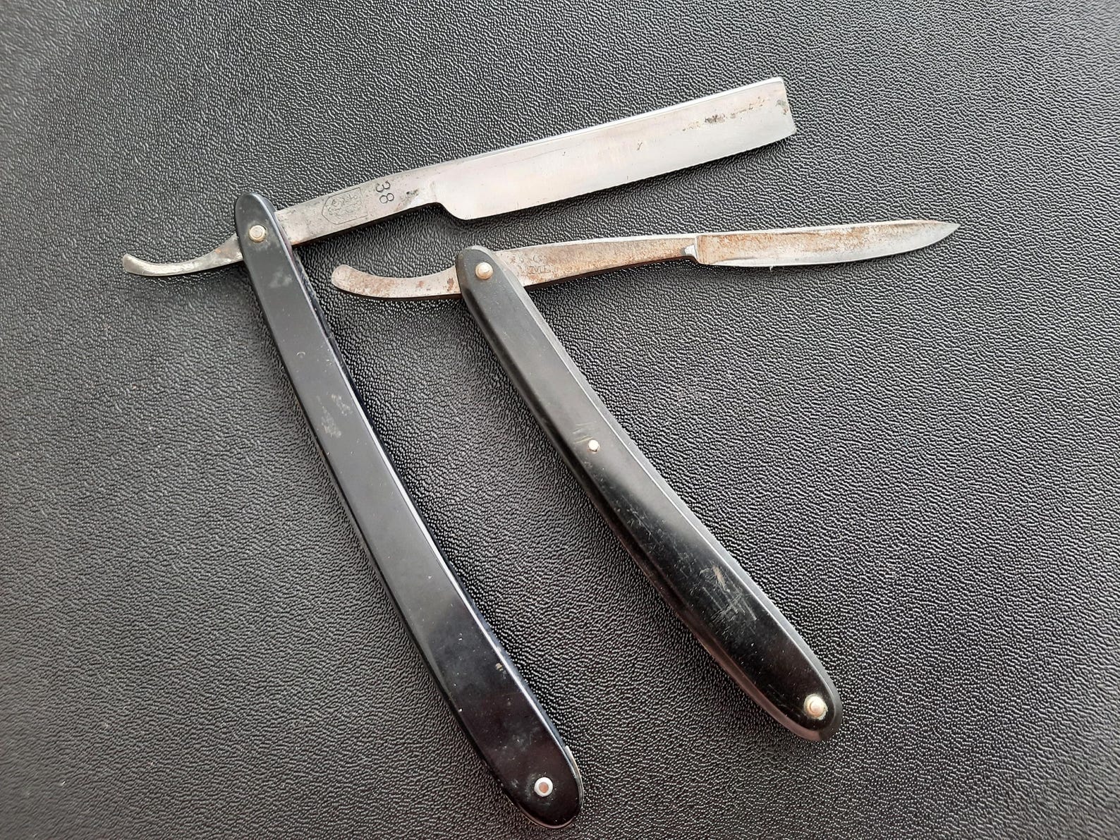 Vintage Pair of Straight Razors - Etsy
