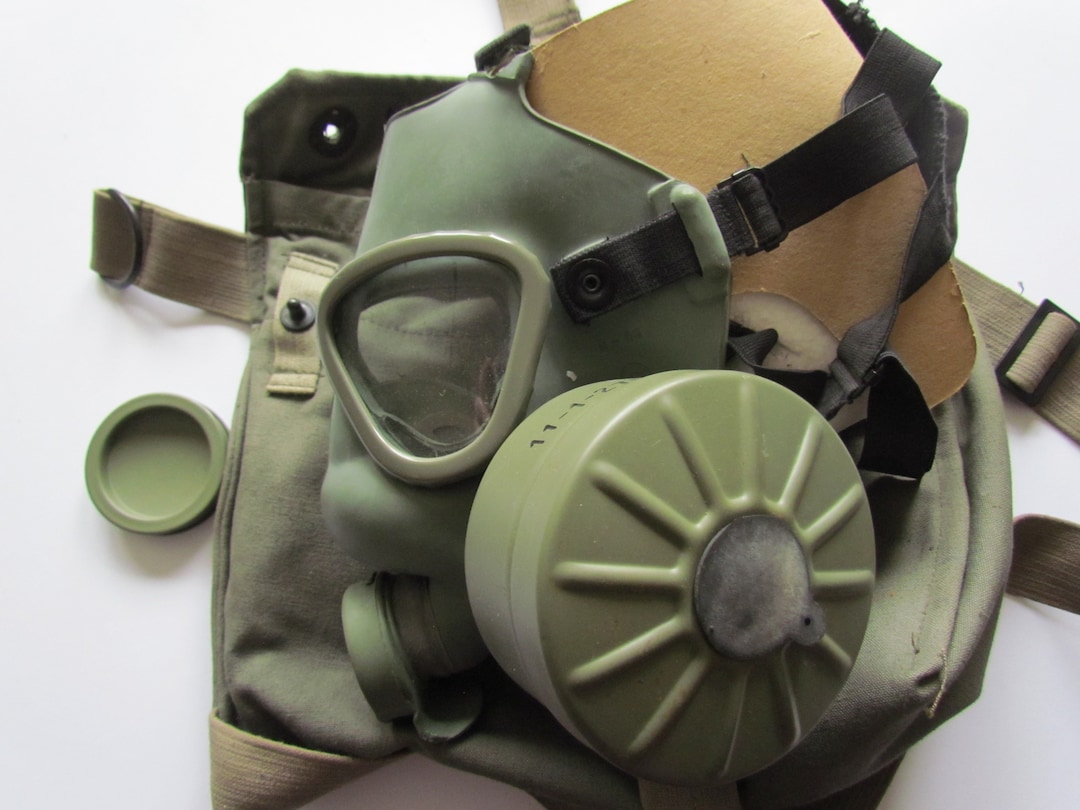 Yugoslav Protective ARMY Gas Mask M-1 - Etsy