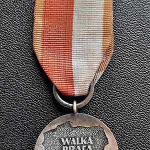 Poland medal of the 40th Anniversary of People's Poland 1944 - 1984 PRL ...