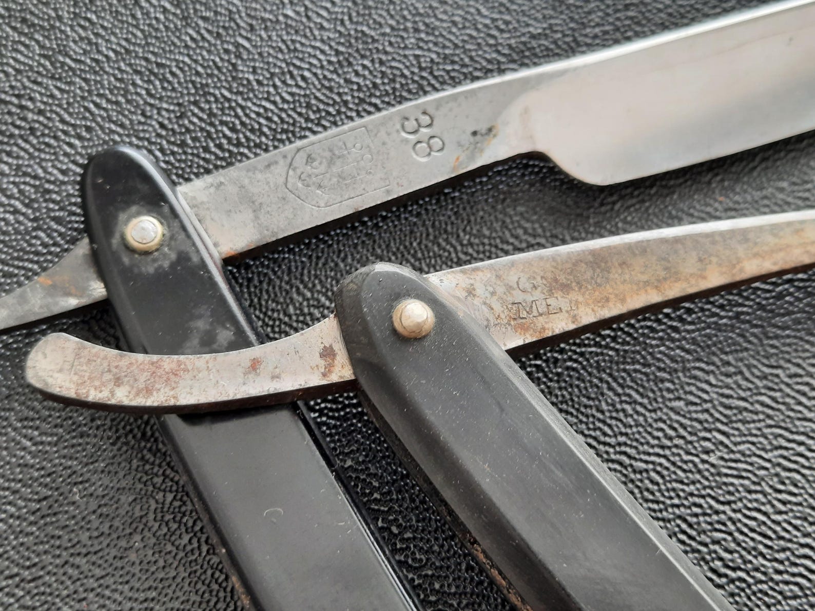 Vintage Pair of Straight Razors - Etsy