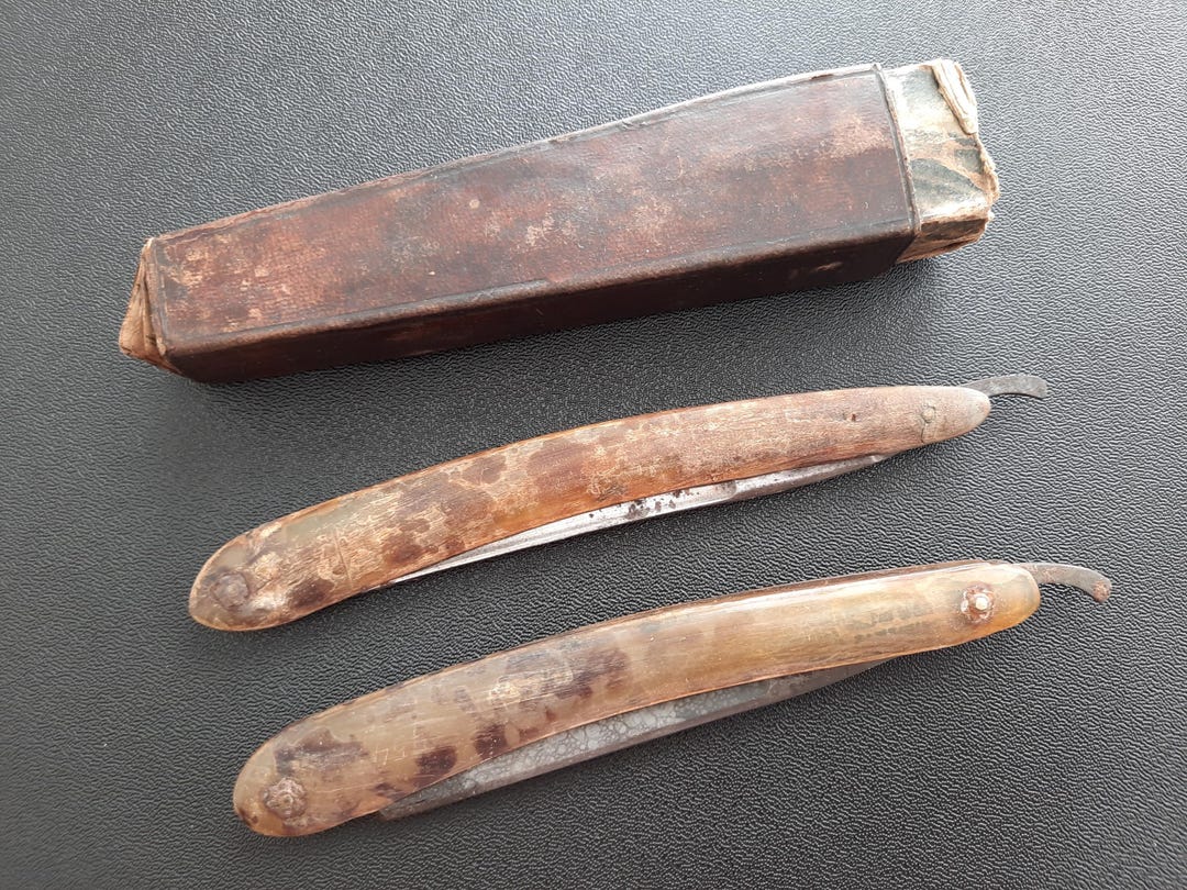 Vintage Pair of Straight Razors - Etsy