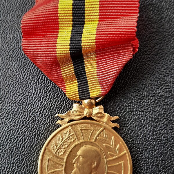 King Léopold Medal - Etsy