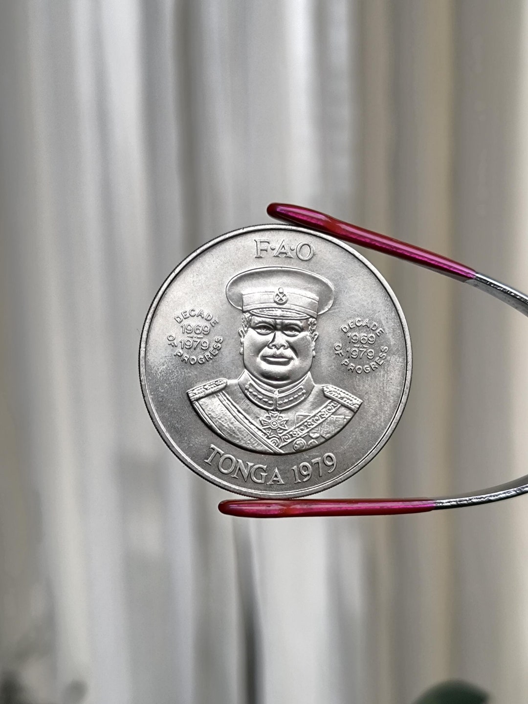 Tonga 2 Pa'anga 1979, Very Rare Coin, Mintage Only. 8000, Collector ...