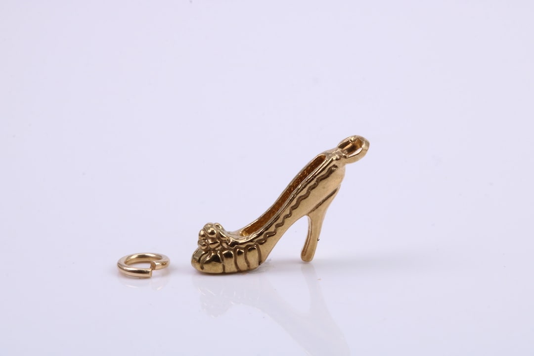 Stiletto Charm, Traditional Charm, Made From Solid 9ct Yellow Gold ...
