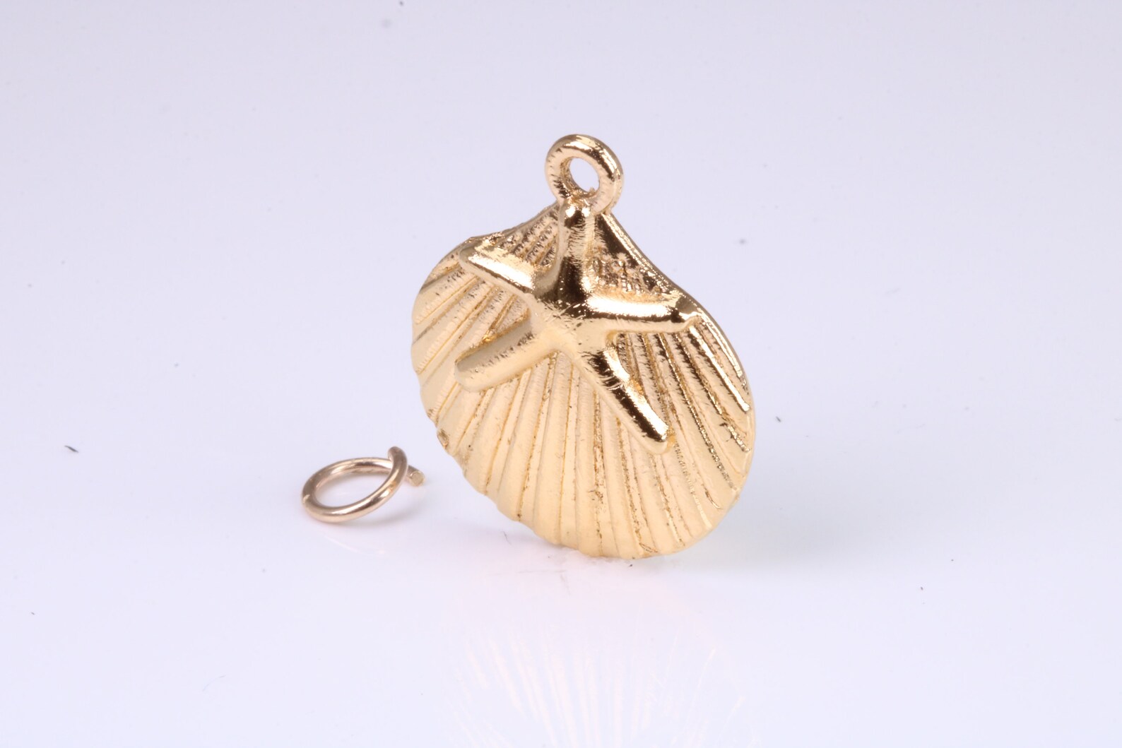 Sea Shell Charm, Made From Solid Yellow Gold, British Hallmarked ...