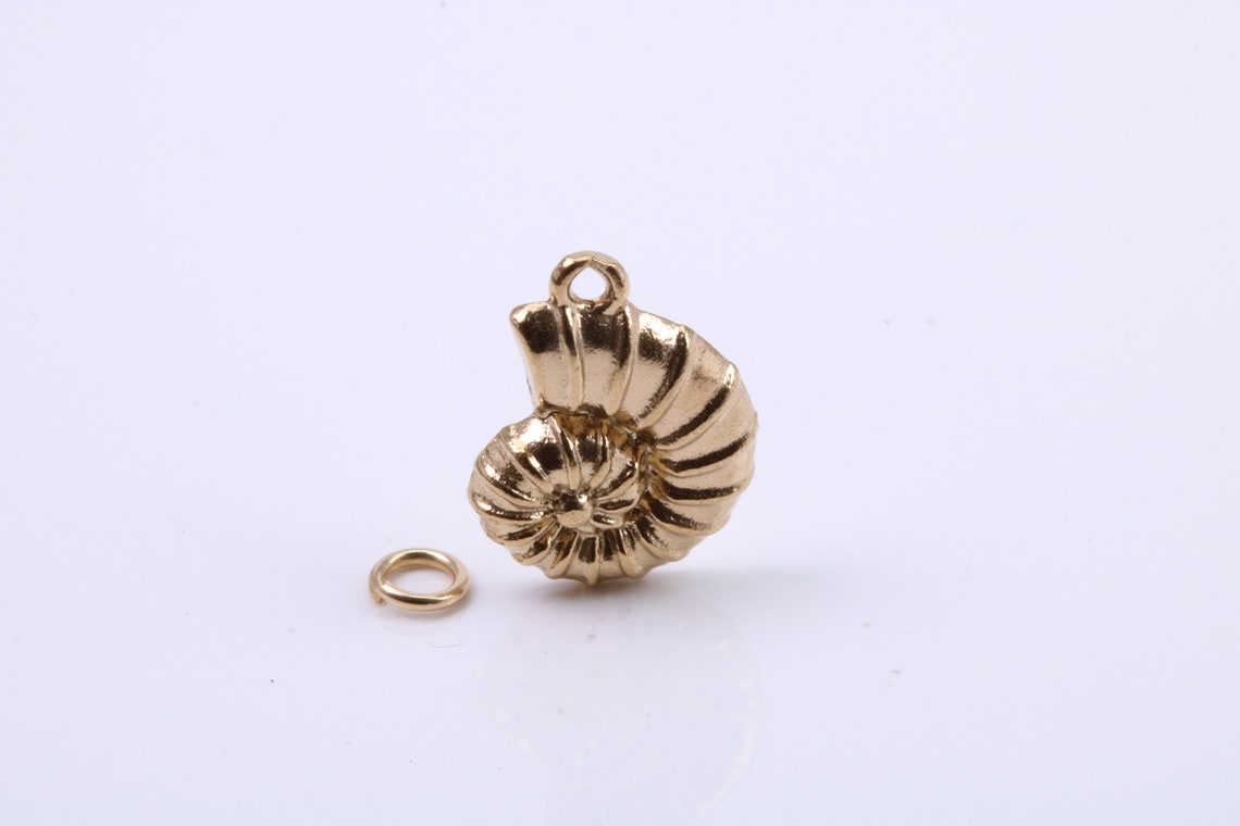 Sea Shell Charm, Traditional Charm, Made From Solid 9ct Yellow Gold ...