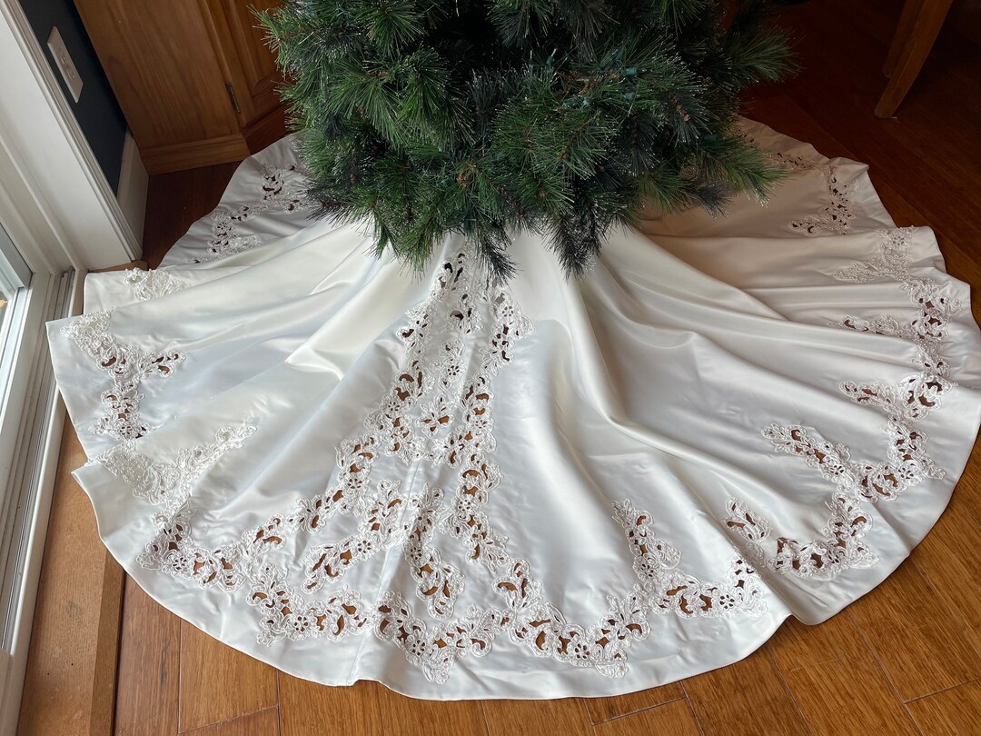 Pearl Embellished One of a Kind Unique Tree Skirt - Etsy