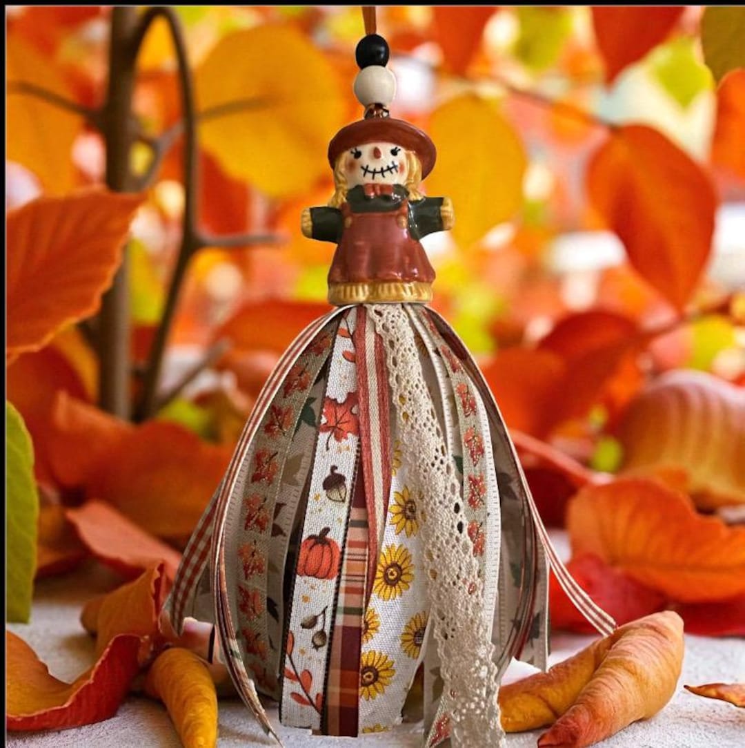 Scarecrow Salt Shaker Tassel - Handmade Decor - Etsy