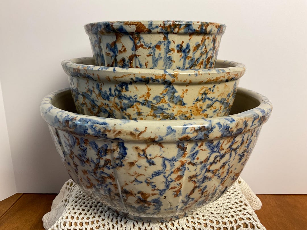 Redwing Paneled Spatterware Three Nesting Bowls Near Mint, Set of ...