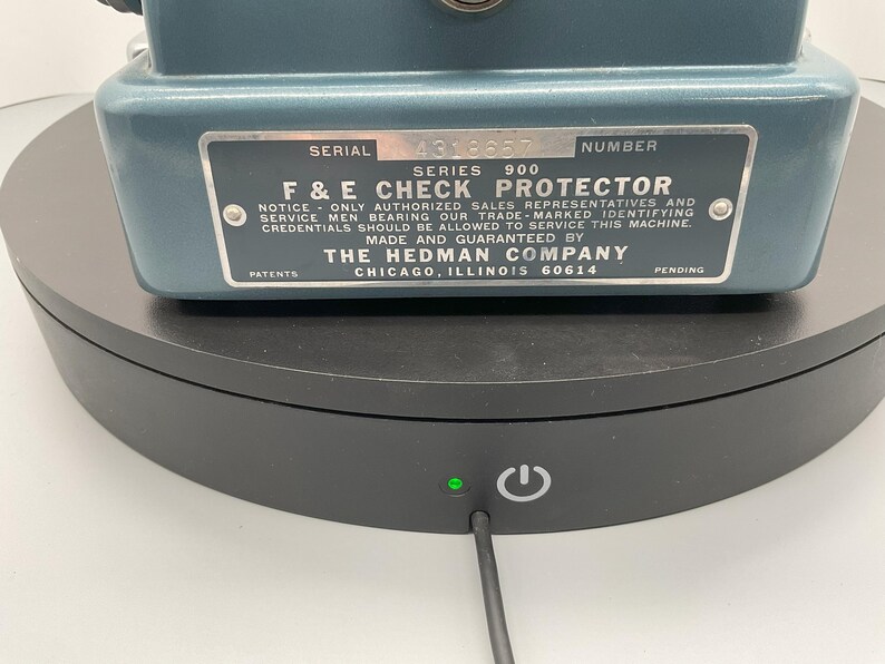 F & E Vintage Check Protector. 1960's Minty W/ Keys Hedman MFG. Co. - Etsy