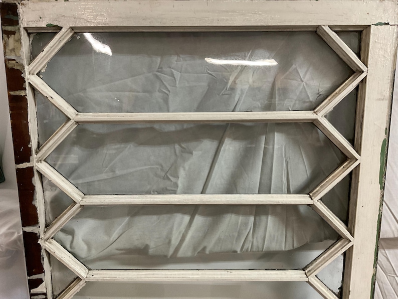 Salvaged Diamond Paned Window: 1920s Sun Valley Decor - Etsy