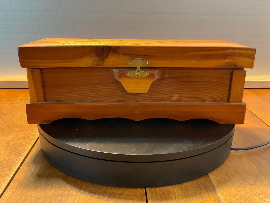 Vintage Handmade Cedar Jewelry Box: Scalloped Treasure Chest - Etsy