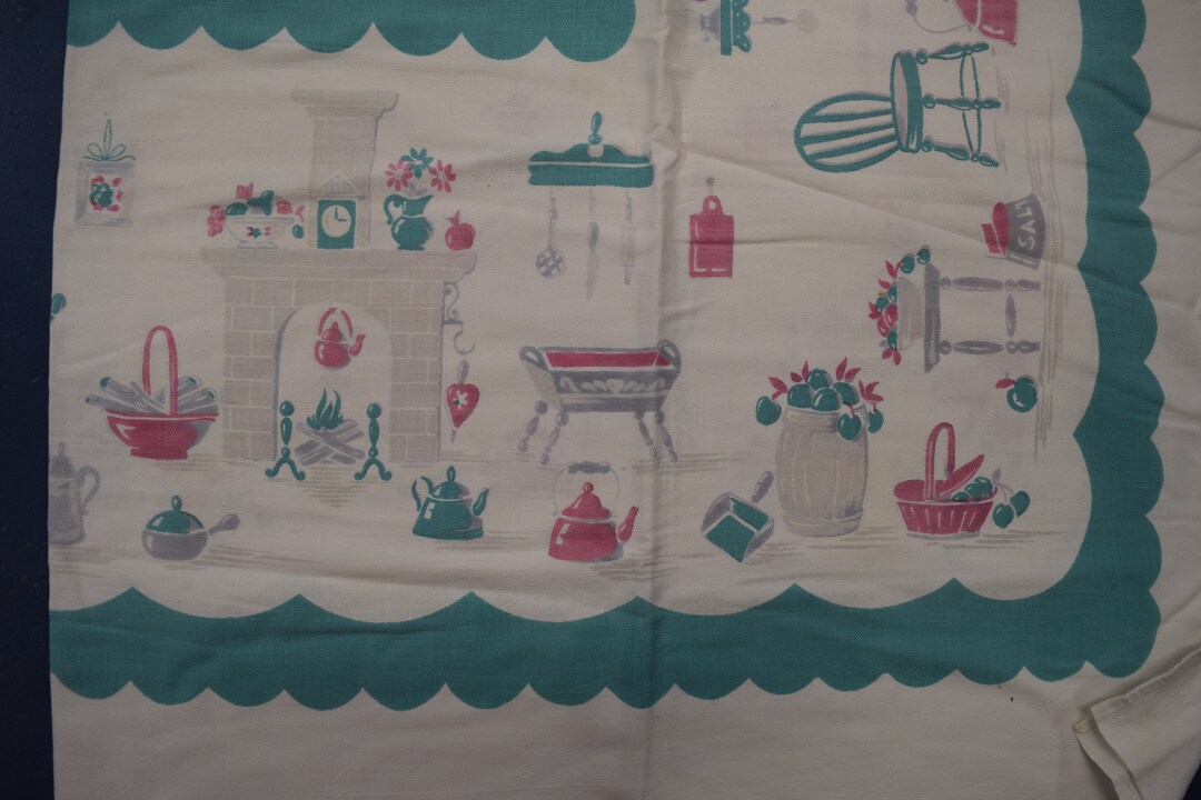 Vintage Tablecloth Great Graphics Design 46 X 52 Wonderful Condition ...