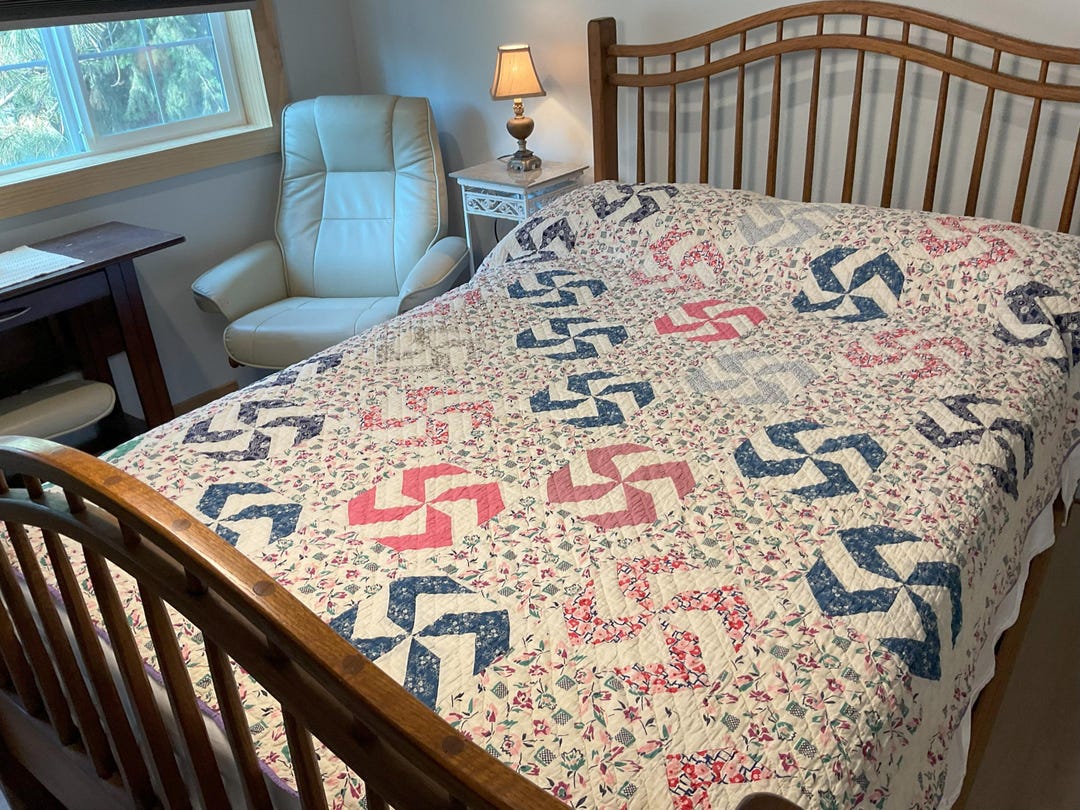 Vintage Pinwheel Quilt: Handmade 1930's Roses Whig Rose Pattern, Pinks ...