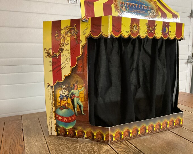 Vintage Murdock & Ross Puppet Circus, Hand Puppets. Restoration ...