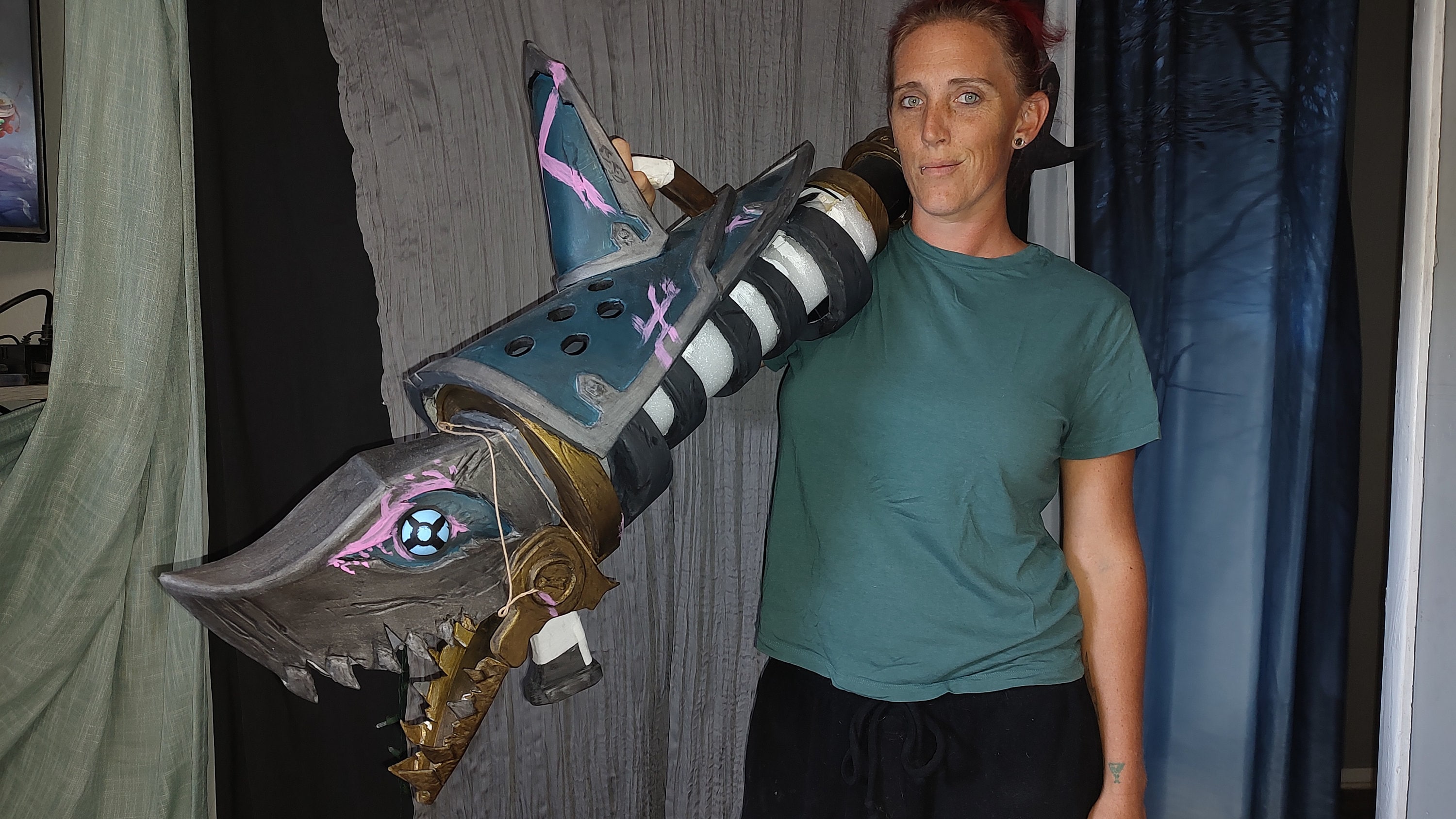 Fishbones Prop - Etsy