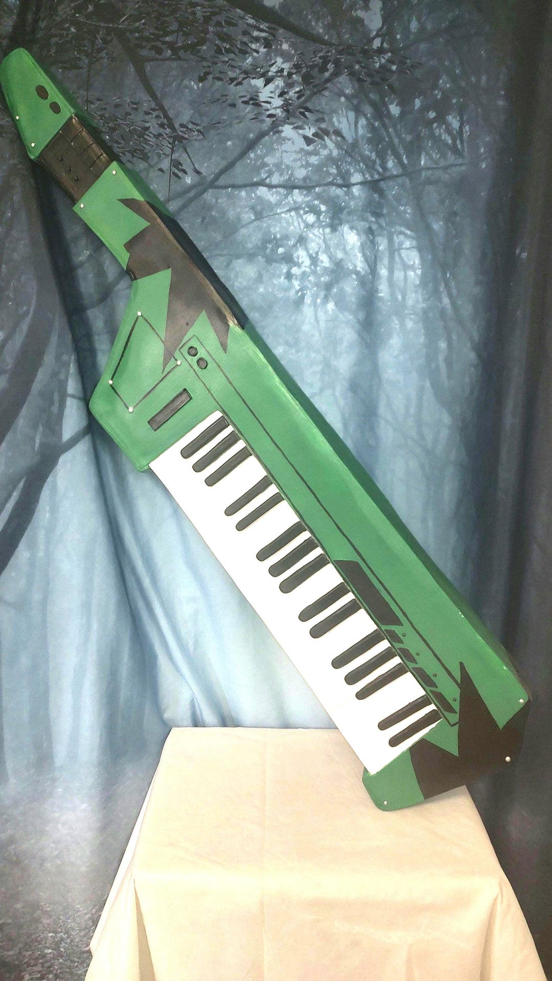 FNAF Roxanne Wolf Keytar - Etsy