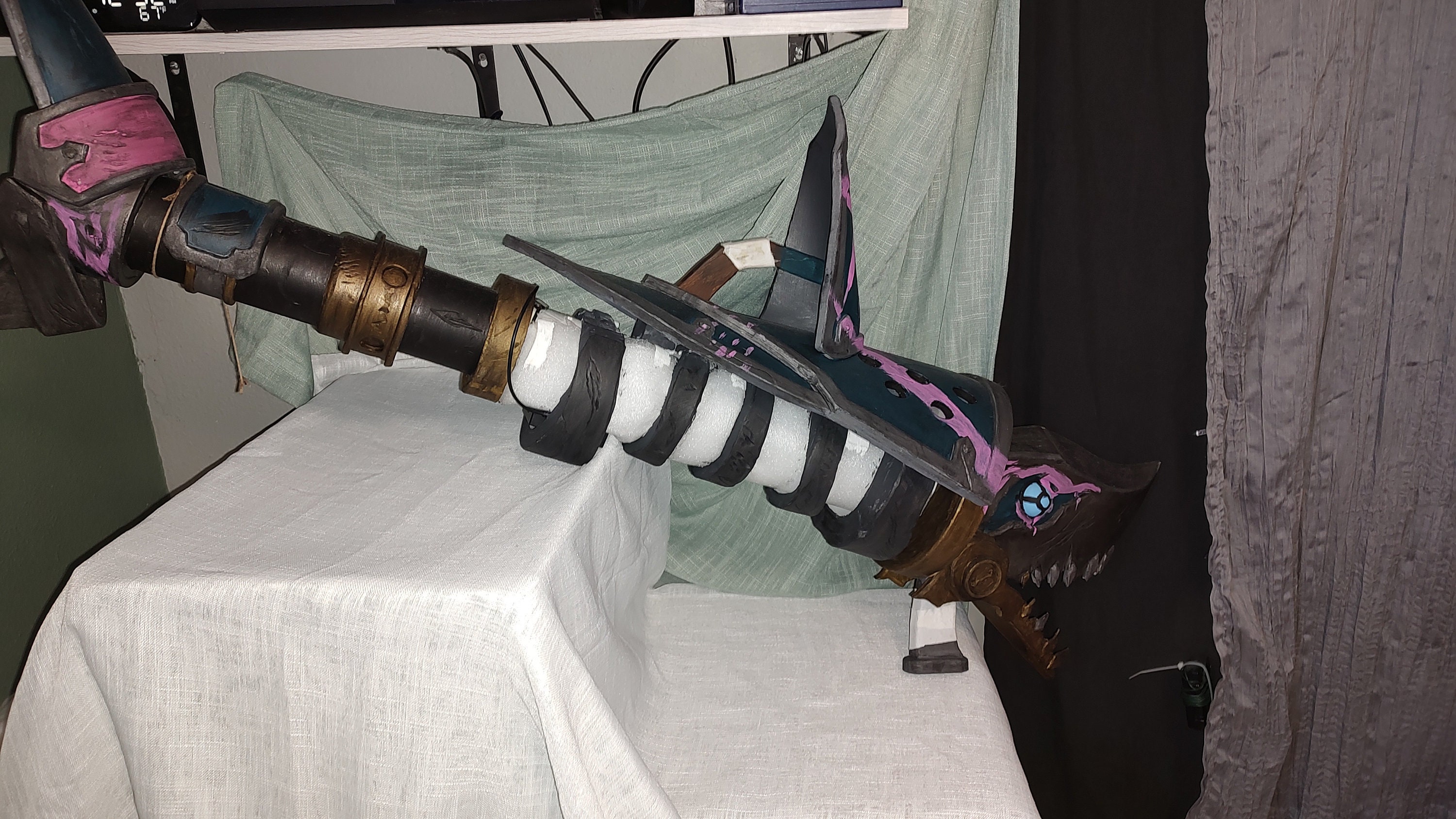 Fishbones Prop - Etsy