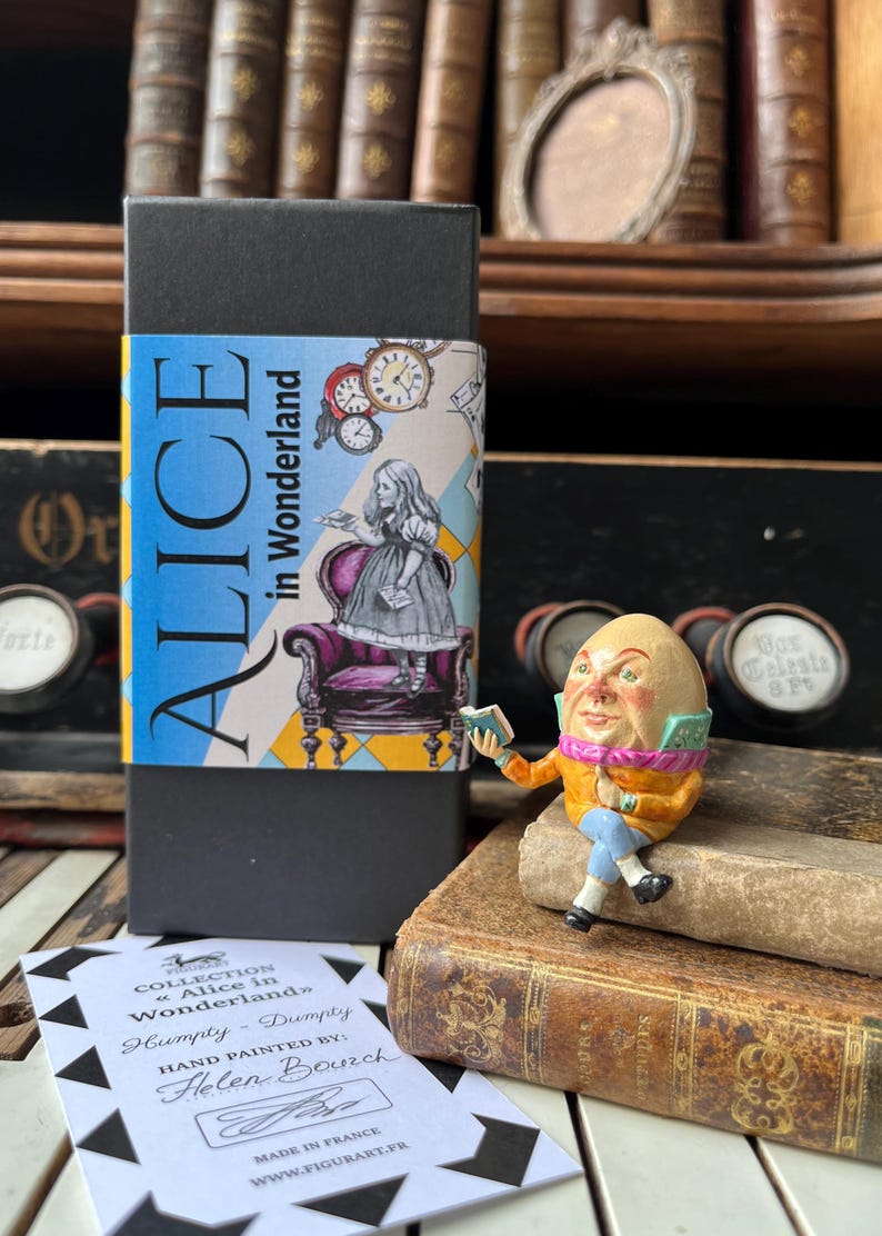HUMPTY-DUMPTY Alice in Wonderland Collectible Figurine - Etsy