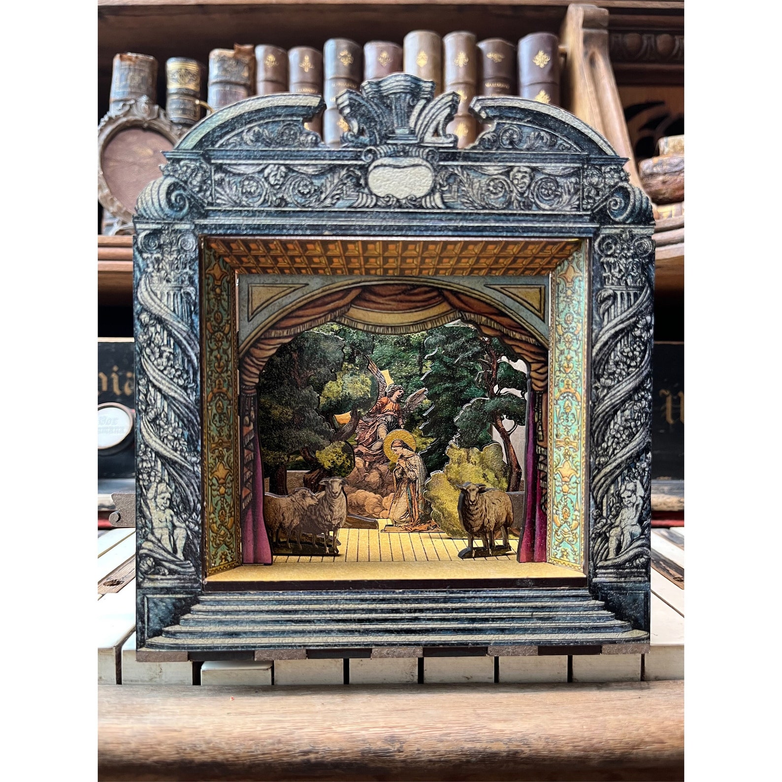 L'initiation. Théâtre Miniature Antique « marquise De Pompadour ». - Etsy