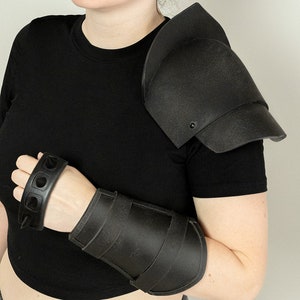 Shoulder/pauldron and Bracer Armor Patterns: Fantasy, Medieval, EVA ...