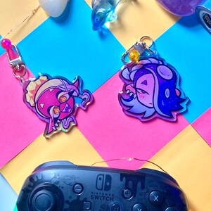 Splatoon 3 Shiver & Frye (2.5" Rainbow Acrylic Charm, Glitter Epoxy) - Etsy