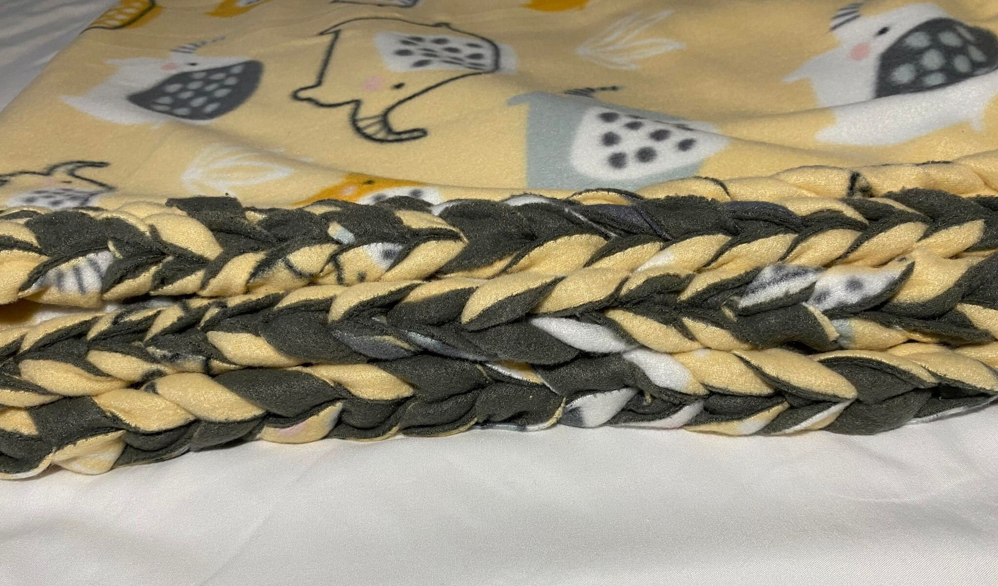 Fleece Tie Knot Blanket, Braided Blanket, Fleece Blanket, Children's ...