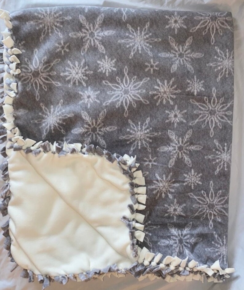 Fleece Tie Knot Blanket, Fleece Blanket, Adult Blanket, Soft Blankets ...