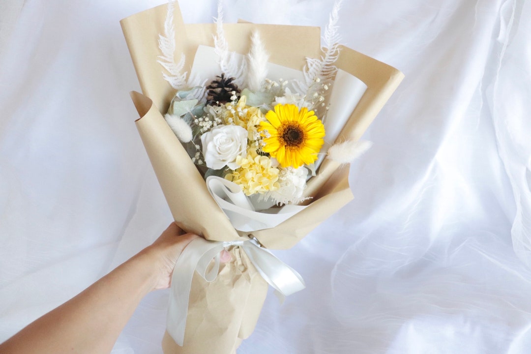 Sunflower X Rose Bouquet - Etsy