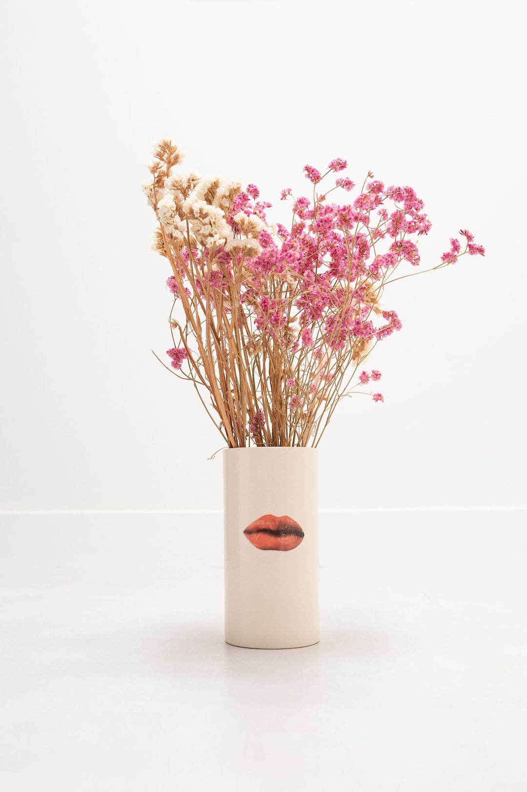Ceramic Lips Vase, Minimalist Home Decor, Ceramic Pottery Flower Vase ...