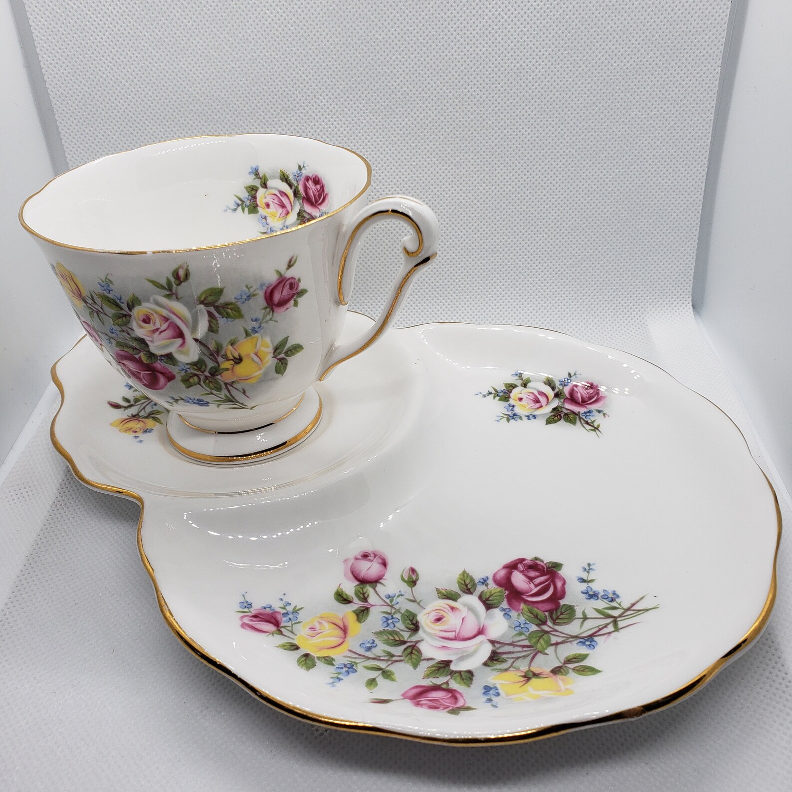 Queen Anne Bone China Teacup and Saucer - Etsy