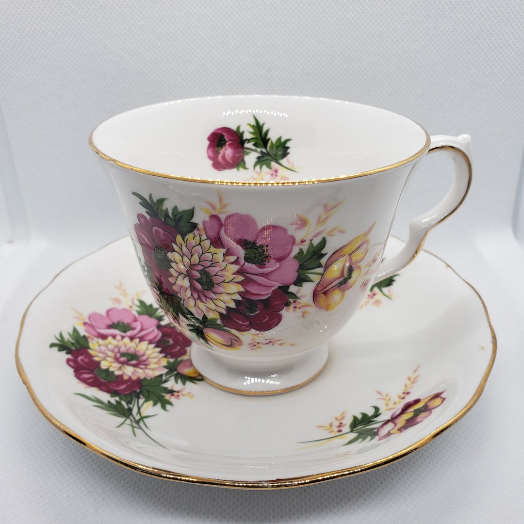 Queen Anne Bone China Teacup and Saucer - Etsy