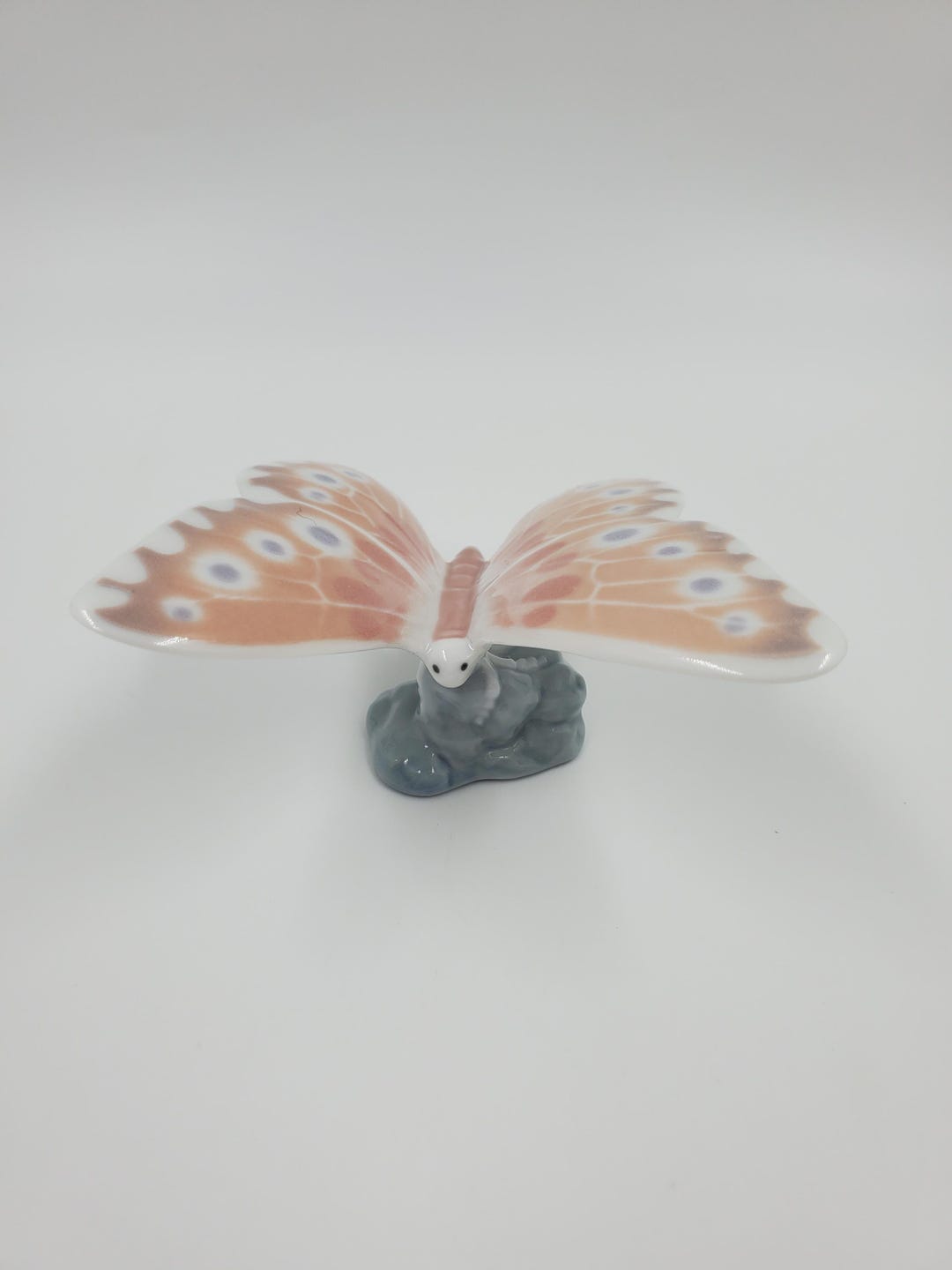 Nao by Lladro Porcelain Pink Butterfly Figurine - Etsy