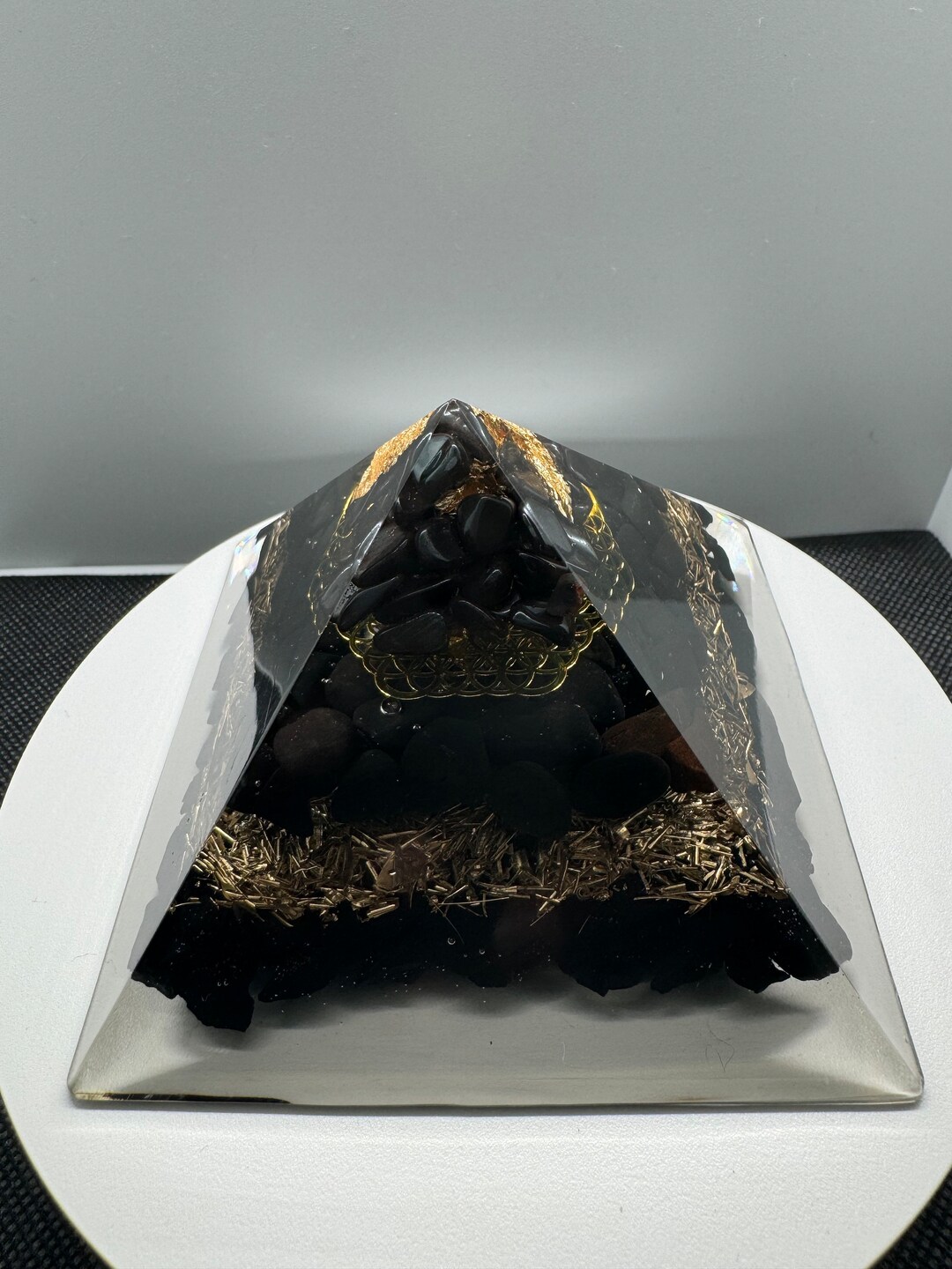 Magnetised EMF Protection Pyramid - TM6-22 - Etsy