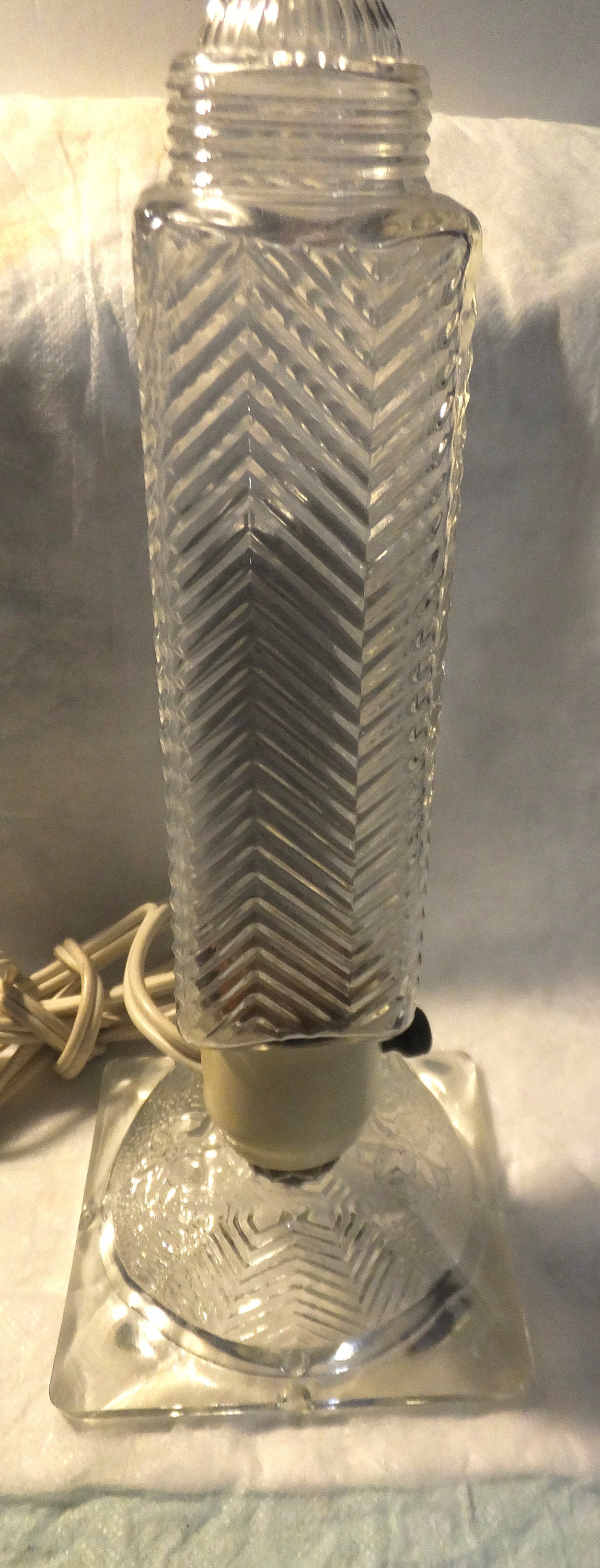 Vintage Art Deco Skyscraper Lamp - Etsy